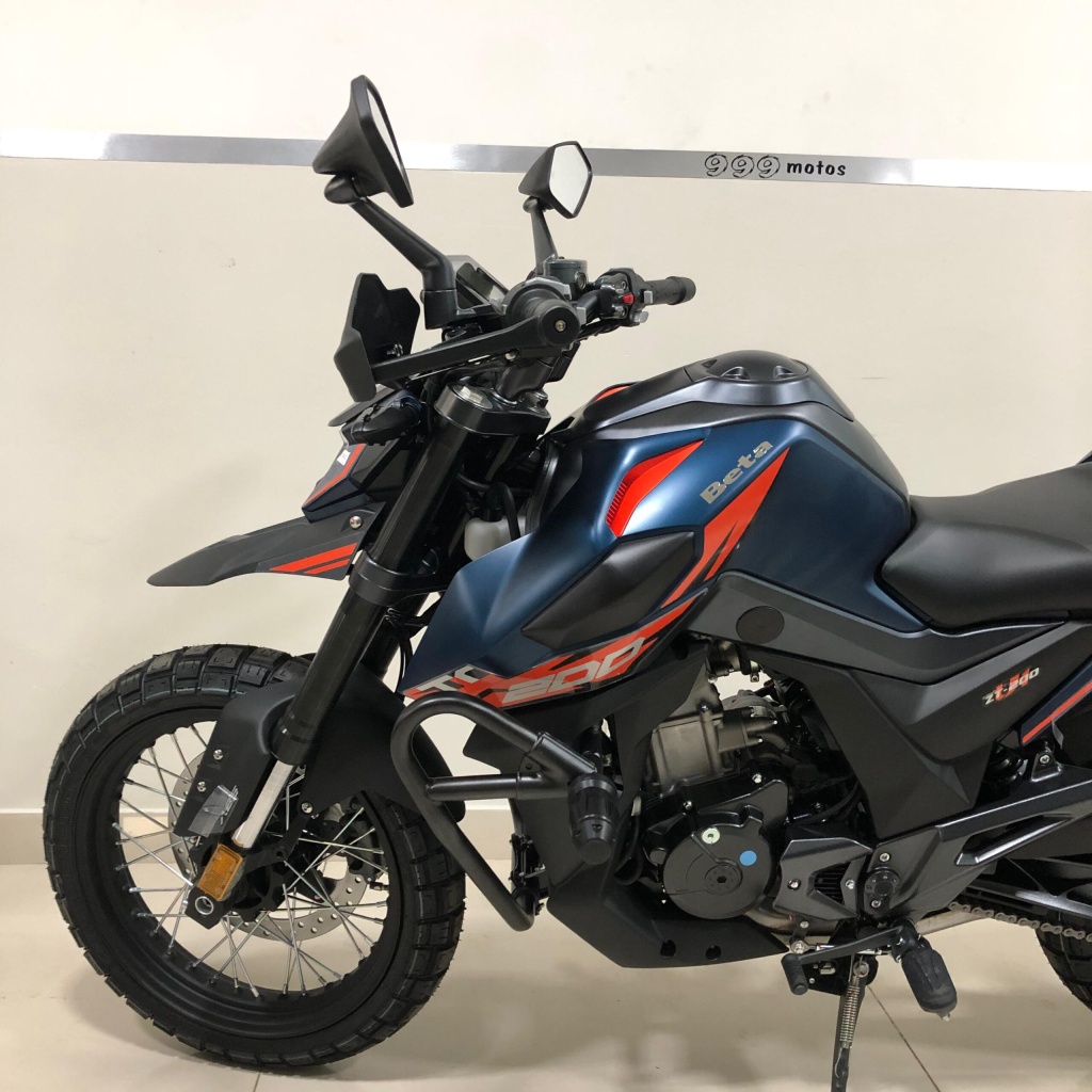 Zontes 200 U - 999 Motos